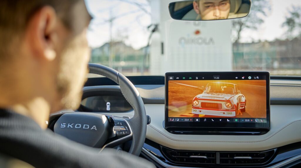 Škoda updates infotainment and connected services in Enyaq and Elroq ...